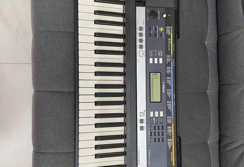 Синтезатор Yamaha PSR-E243