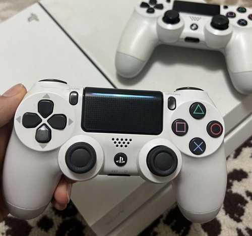 Sony playstation 4
