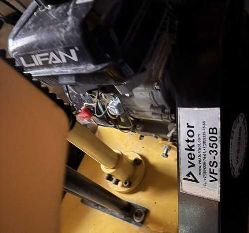Шоврезчик Vector VFS350