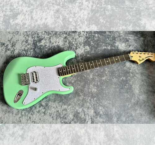 Fender stratocaster Tom DeLonge signature