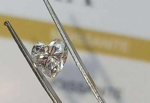 Муассанит сердце 0.8ct D/VVS1 бриллиант