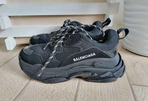 Кроссовки женские Balenciaga Tripl S