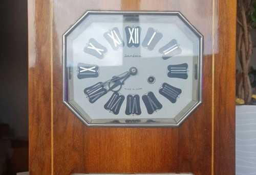 Часы настенные с боем янтарь