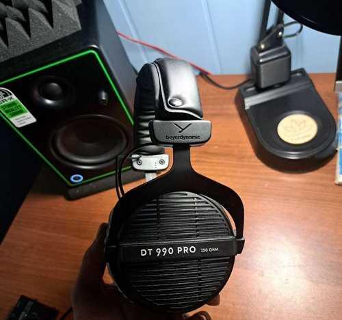 Наушники Beyerdynamic DT 990 PRO 250 ohm