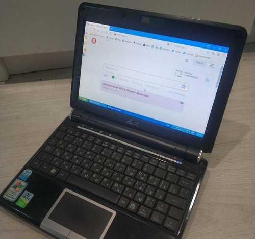 Компактный нетубк asus eee pc 901