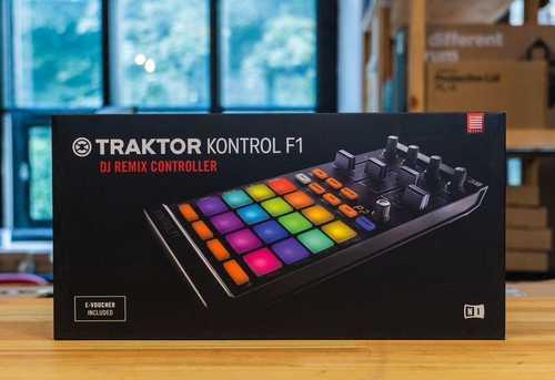 Native Instruments traktor kontrol F1