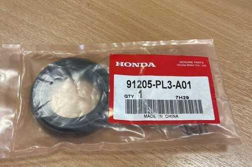 Сальник приводного вала, левого Honda