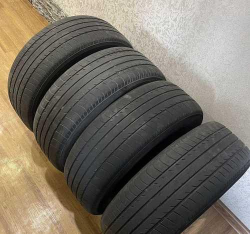 Yokohama BluEarth E70 225/60 R17 99H