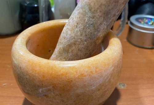 Ступка с пестиком из мрамора