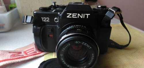 Плёночный фотоаппарат Зенит-122