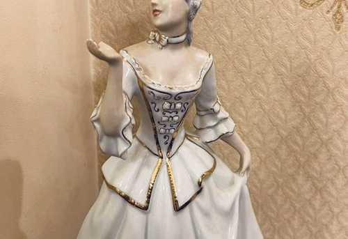 Статуэтка фарфоровая Дама Royal Dux Bohemia