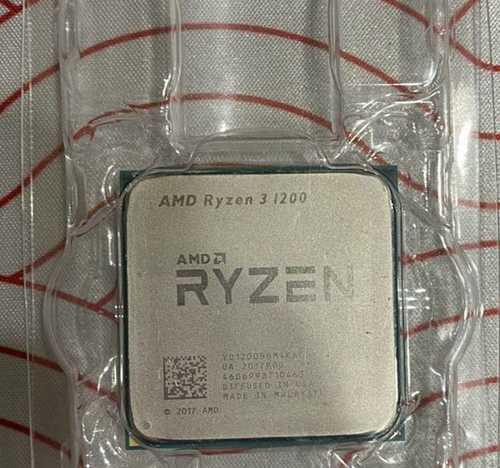 Процессор AMD Ryzen 3 1200