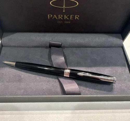 Шариковая ручка Parker