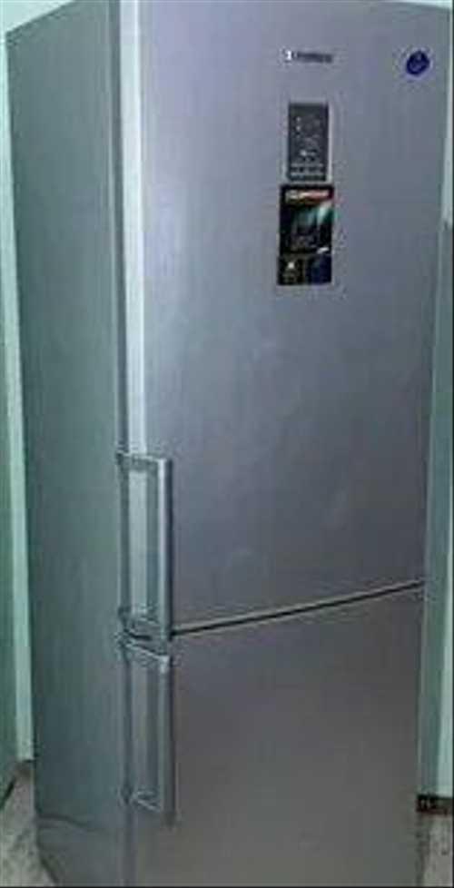 Холодильник Samsung no frost нерабочий