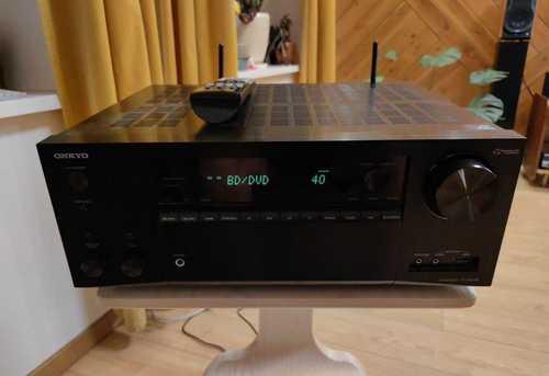 AV-ресивер Onkyo TX-NR686