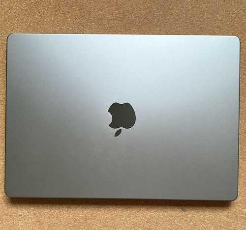 MacBook Pro 14 M1 Pro 16/512Gb Gray на гарантии