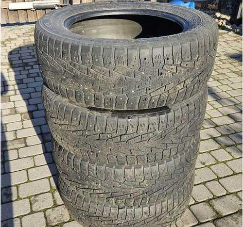 Nokian Tyres Hakkapeliitta 7 SUV 235/60 R18 107T