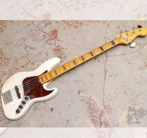 Fender American Ultra Jazz Bass Arctic Pearl