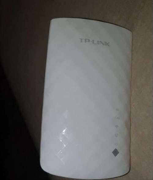 Усилитель Wi-Fi сигнала «TP-Link AC750 Re 200»