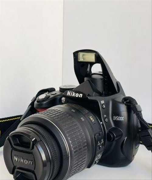 Зеркальный фотоаппарат Nikon D5000 + объектив