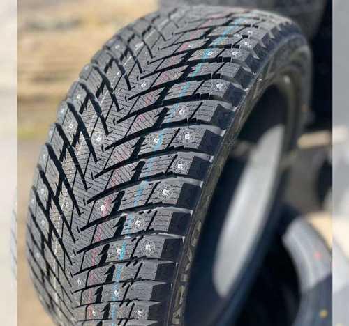 Arivo Ice Claw ARW7 275/40 R20 и 315/35 R20 106T