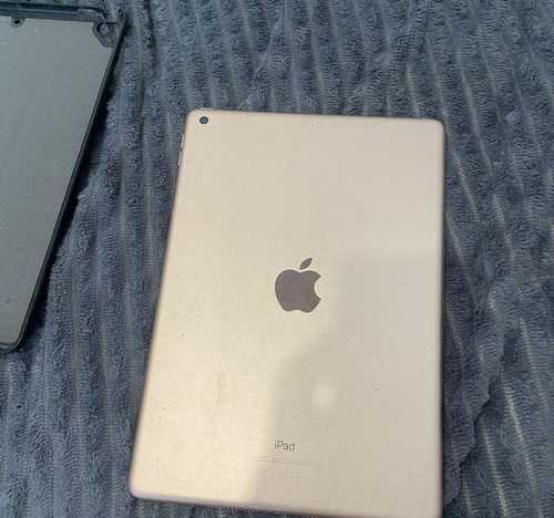 Apple iPad 8 32 гб 45