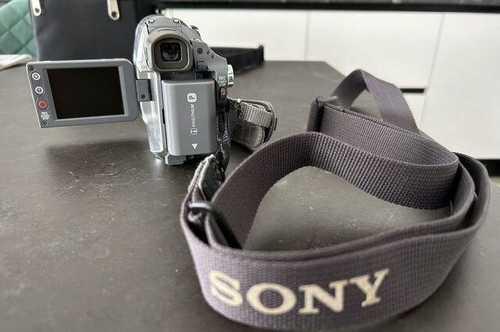 Видеокамера sony DCR-HC19E