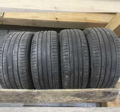 Pirelli P Zero 245/45 R18 100Y