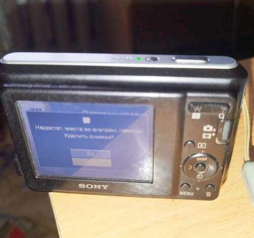 Цифровой фотоаппарат Sony s 2000