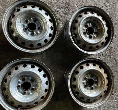 Диск штампованный Next 6,5x16/5x114,3 ET45 D67,1S