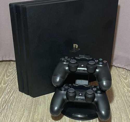 Sony PS4 pro 1tb   70 игр