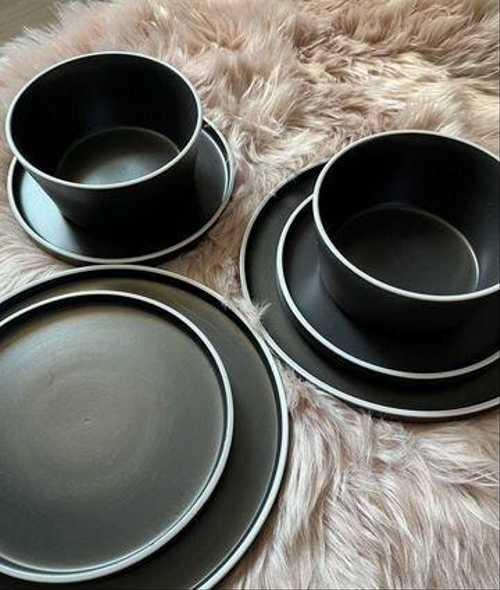 Матовая черная стильная посуда тарелки