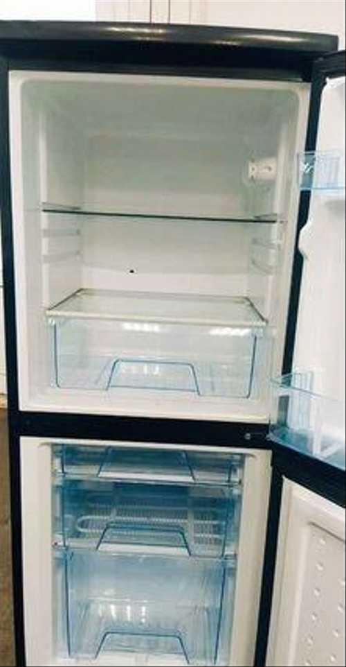 Холодильник б у узкий Shivaki серебристый