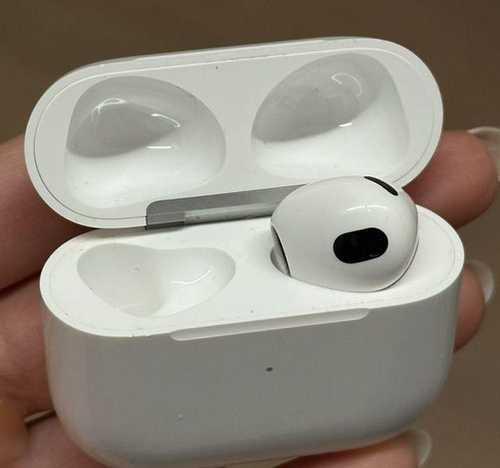 Наушники apple airpods 2 правый с кейсом