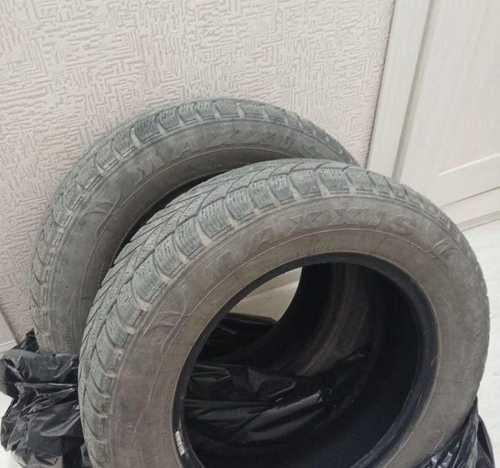 Maxxis ArcticTrekker NP3 195/65 R15