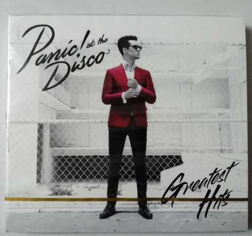 2CD диска. Panic AT the Disco. Greatest hits