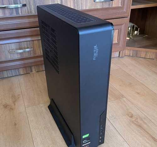 Корпус Node 202 Fractal Design