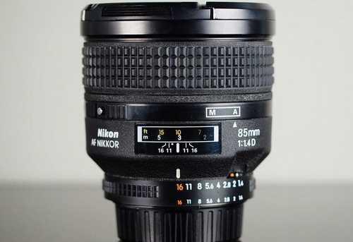Nikon AF 85mm f/1.4 D IF