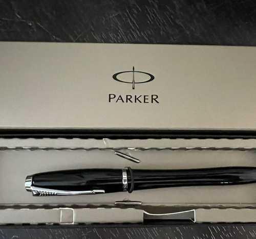 Перьевая ручка parker