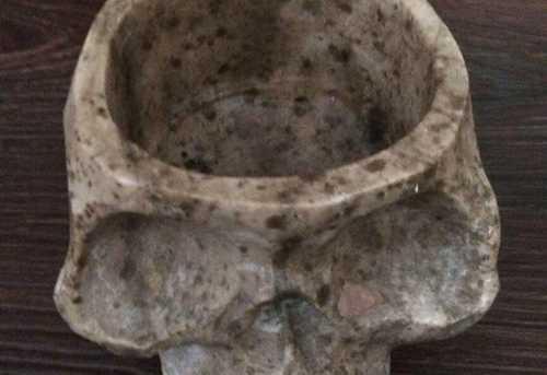 Пепельница череп из природного камня