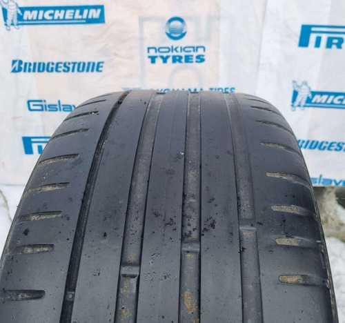 Nokian Tyres eNTYRE 255/45 R18