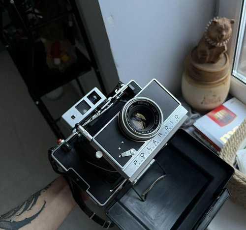 Polaroid land camera model 180