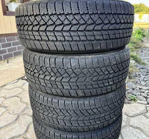 DoubleStar DW02 205/55 R16 91T