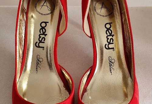 Туфли женские 39 размер красные betsy замша