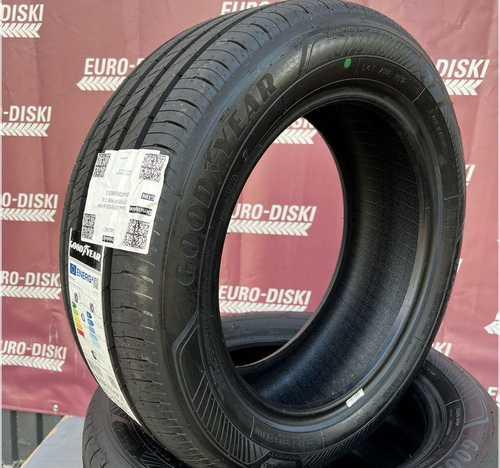 Goodyear EfficientGrip Performance 2 215/60 R17 96H