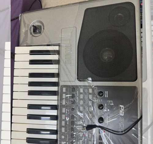 Синтезатор korg p900