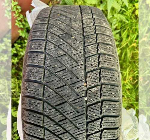 Continental ContiVikingContact 6 235/60 R18 и 255/55 R18