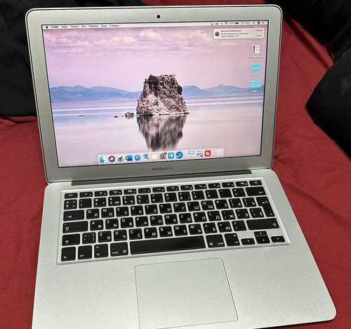 Apple Macbook Air Early 2016