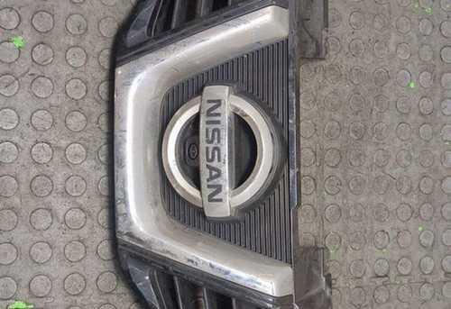 Решетка радиатора Nissan Qashqai, 2013