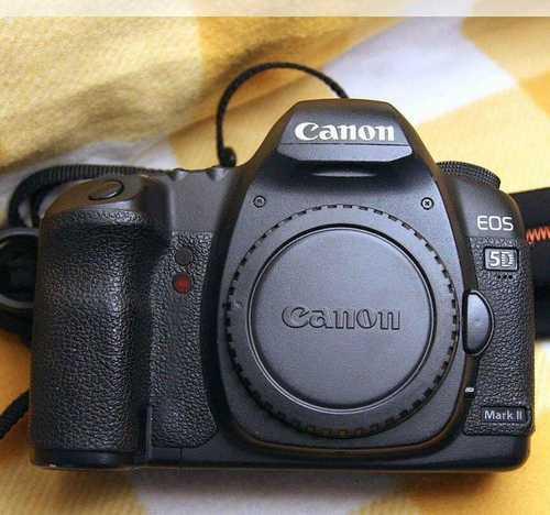 Canon EOS 5D Mark II Body